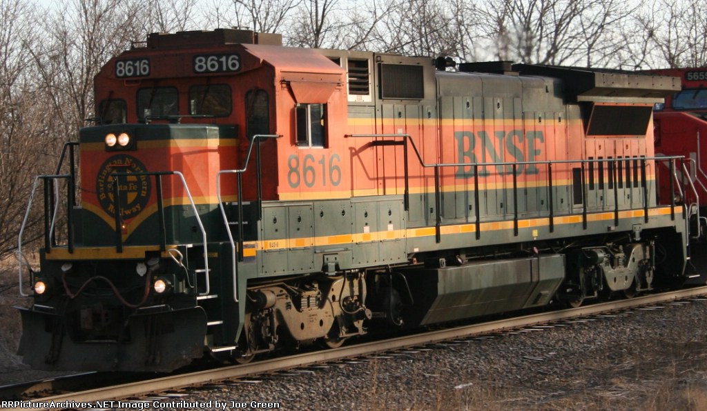 BNSF 8616